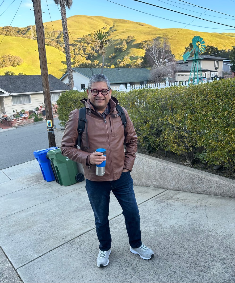 We all live in moments inside finite time. – Vinod Narayan